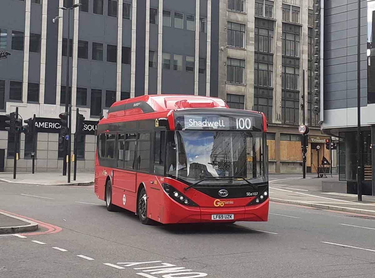 Blaze Gesang Einen Schneemann Bauen 100 Number Bus Route Transaktion